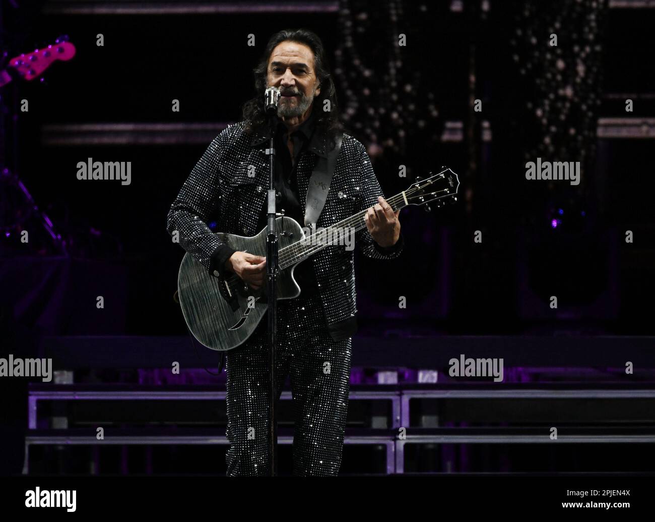 Mexican singer marco antonio solis hi-res stock photography and images ...