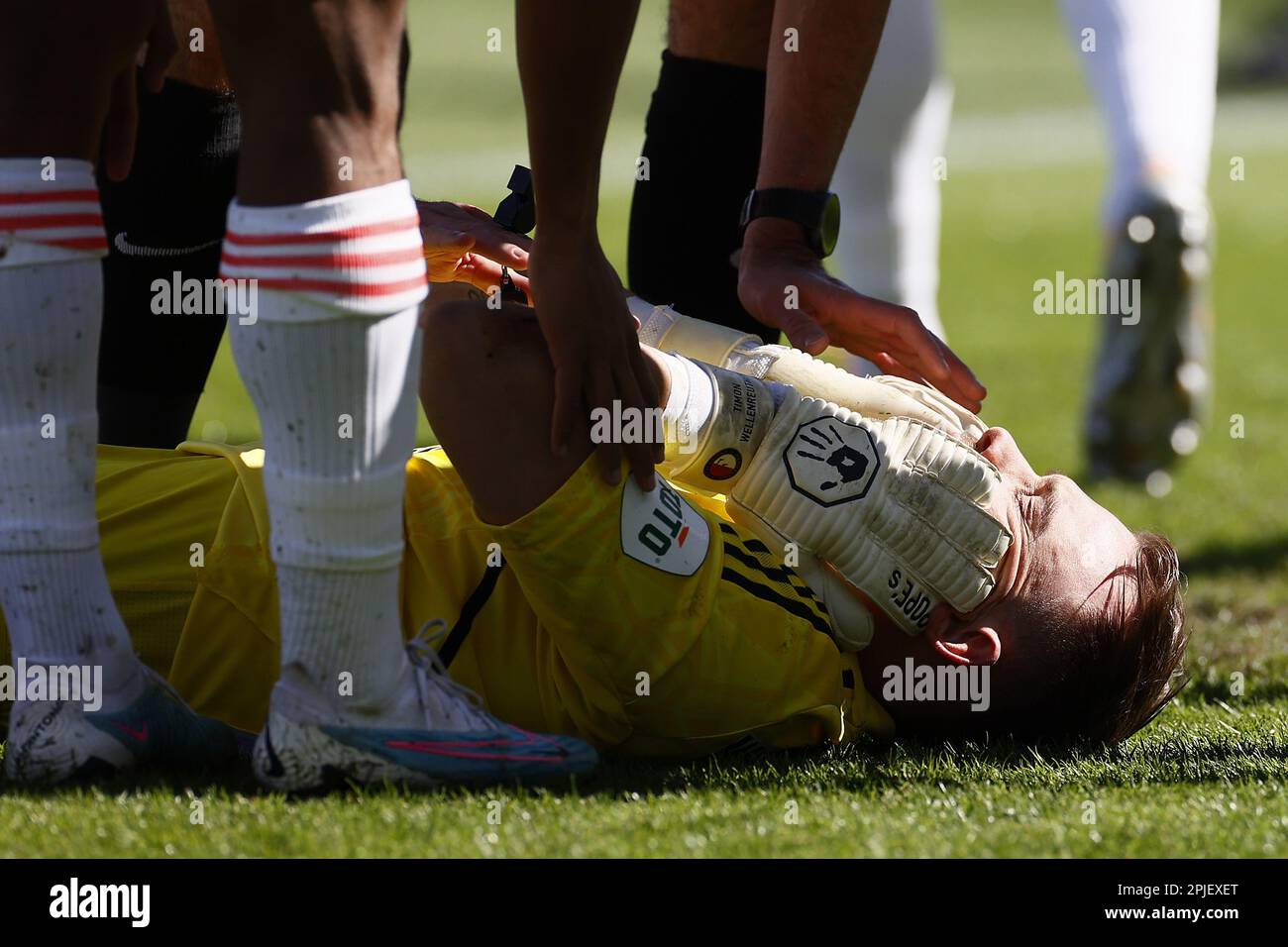 ROTTERDAM - Feyenoord goalkeeper Timon Wellenreuther during the Dutch ...
