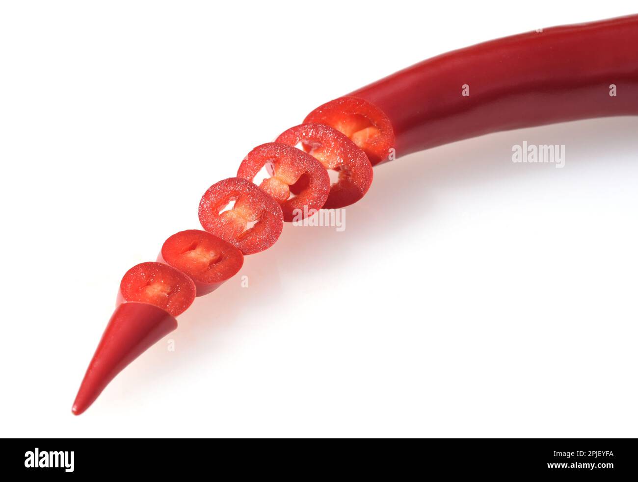 Chili Peperoni ist eine scharfe Kraeuterpflanze und wird in der Kueche ...