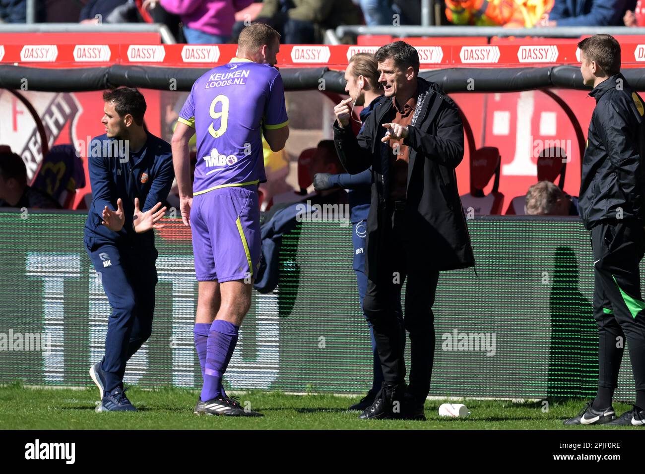 UTRECHT - (lr) Henk Veerman of FC Volendam and FC Volendam coach Wim ...