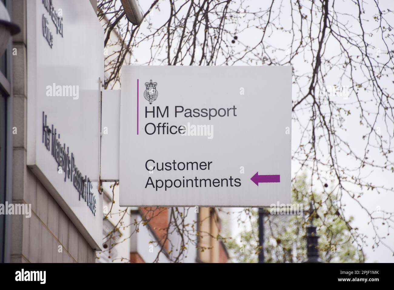 British passport 2023 hi-res stock photography and images - Alamy