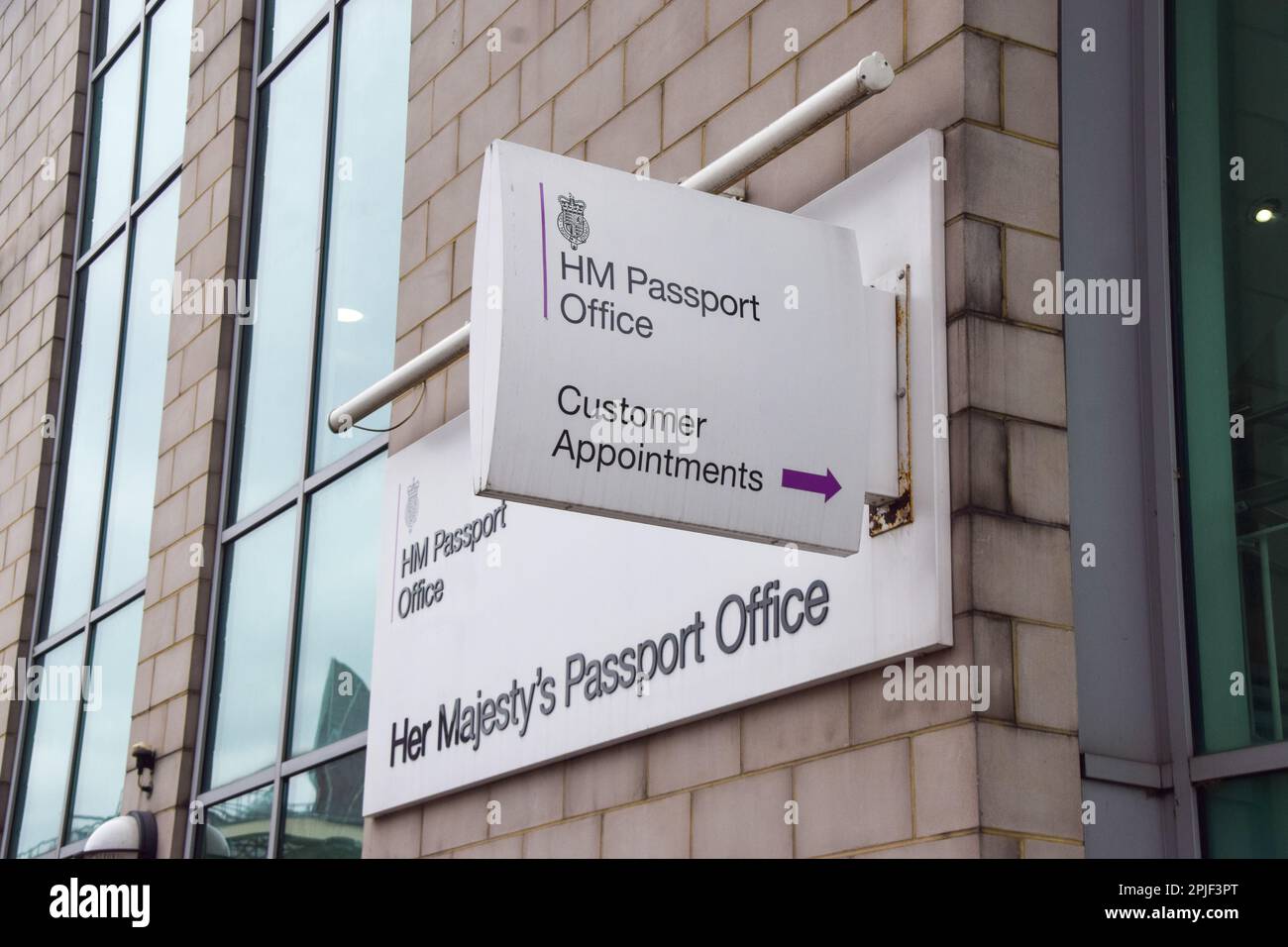 London, England, UK. 2nd Apr, 2023. HM Passport Office in London ...