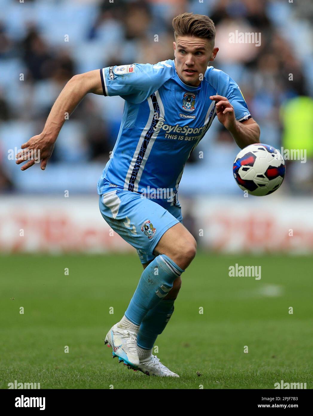 Viktor gyokeres coventry hi-res stock photography and images - Alamy