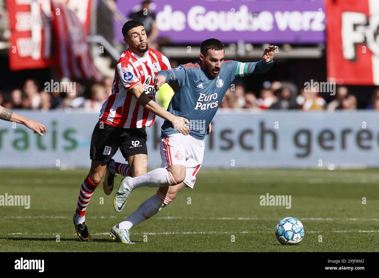 ROTTERDAM - (lr) Younes Namli of Sparta Rotterdam, Orkun Kokcu of Feyenoord during the Dutch ...