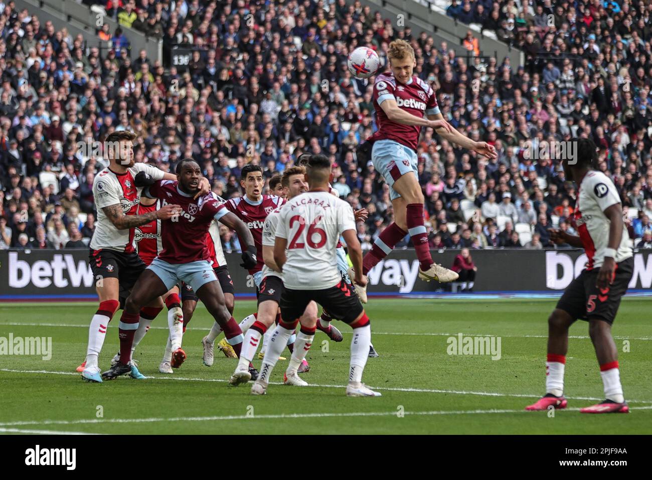 Flynn downes west ham 2023 hi-res stock photography and images - Alamy