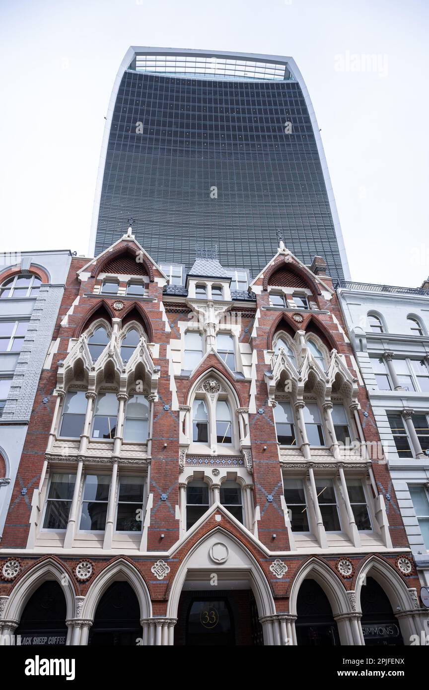 Concrete roof tiles uk hi-res stock photography and images - Alamy