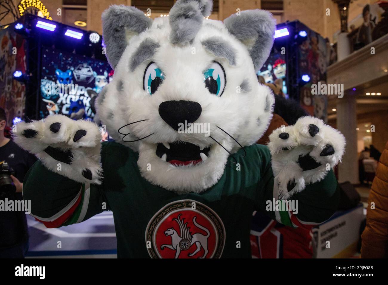 Moscow, Russia. 2nd of April, 2023. Official mascot Icebars of the Ak ...