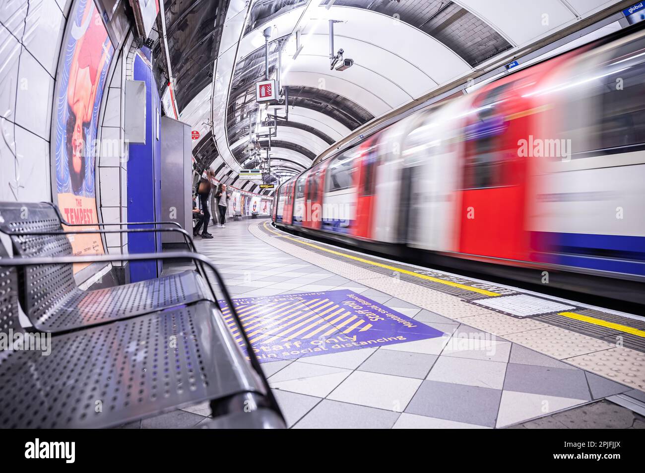 Bank Underground Station, London Stock Photo - Alamy