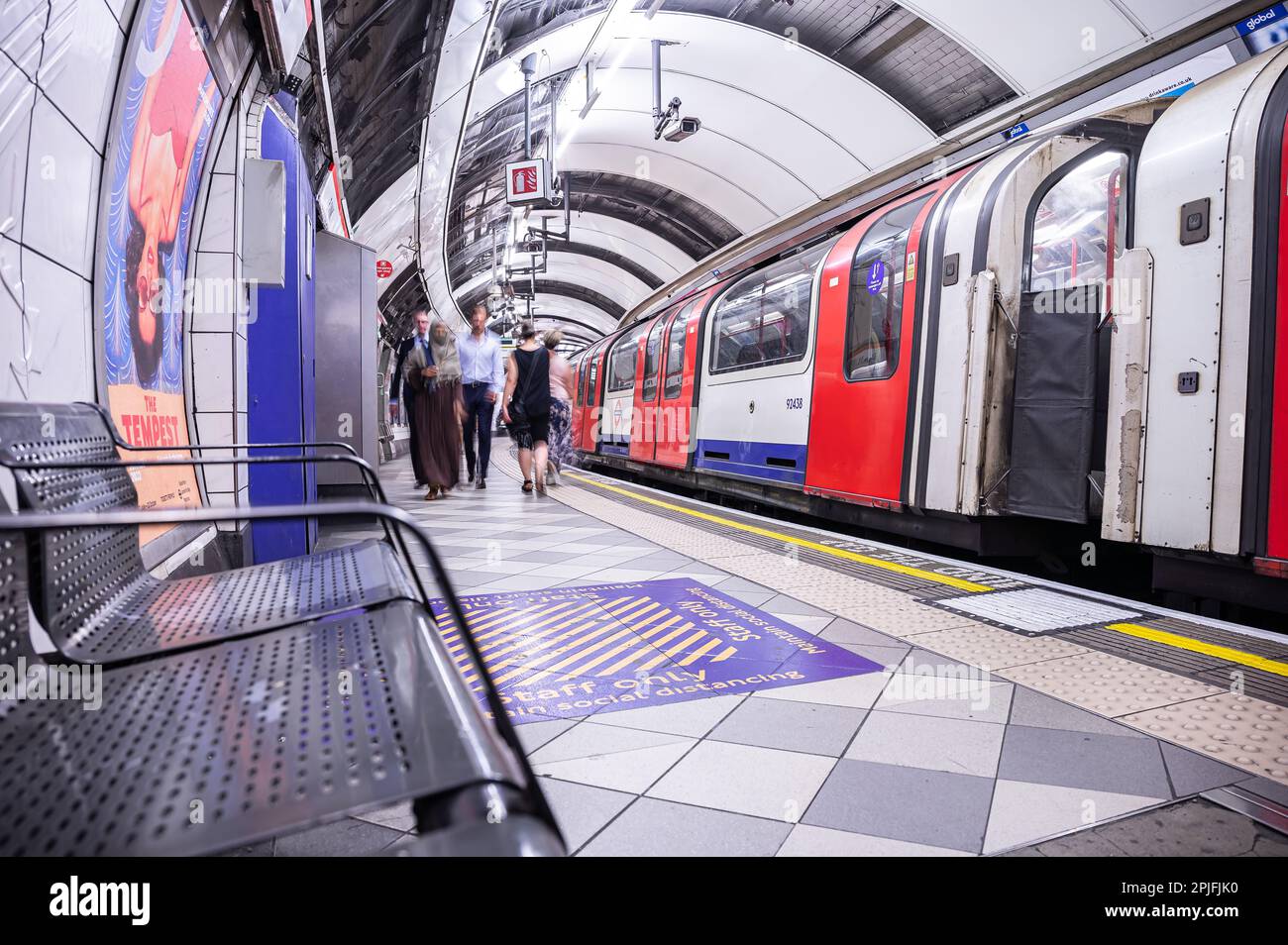 Bank tube station night hi-res stock photography and images - Alamy
