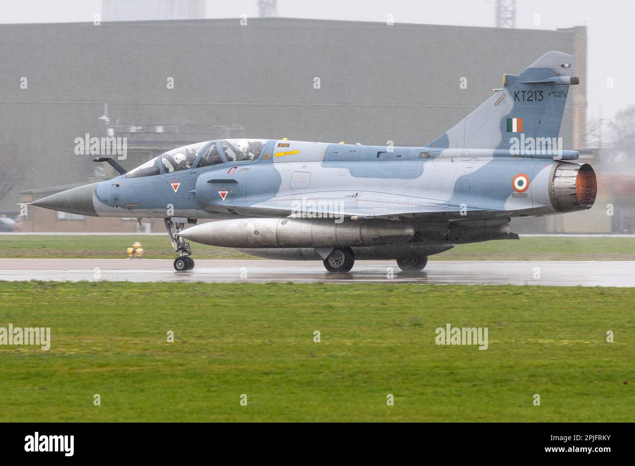 Dassault mirage 2000i hi-res stock photography and images - Alamy