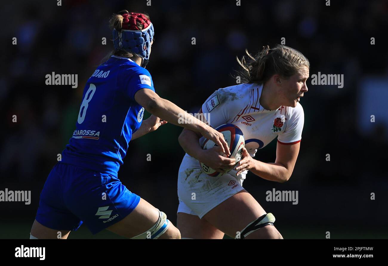 England’s Zoe Aldcroft gets past Italy’s Elisa Giordano during the ...