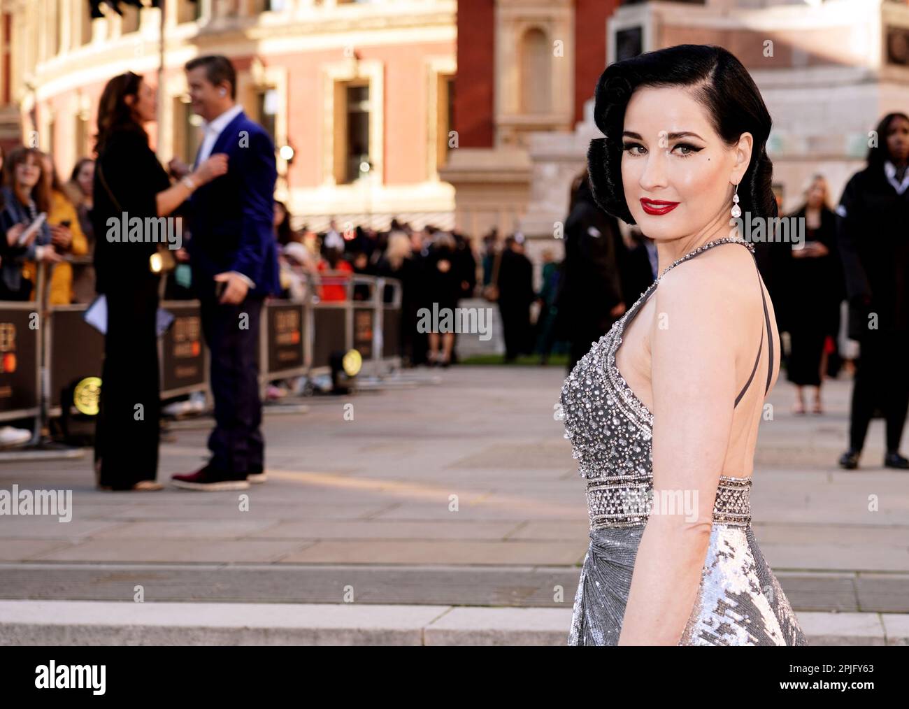 Faszinierend Dita Von Teese 2023 Fotos