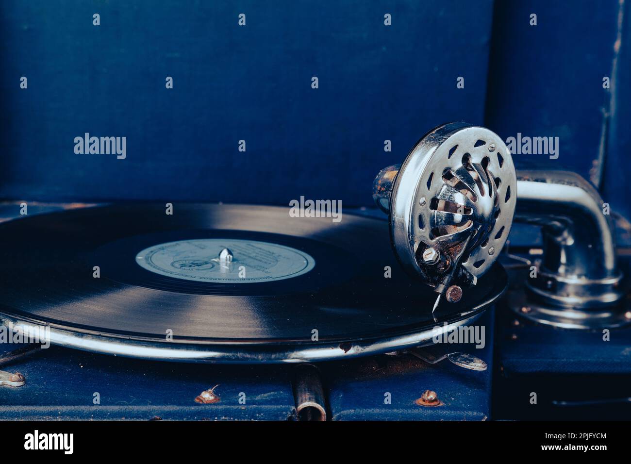 Chrome discs hi-res stock photography and images - Alamy