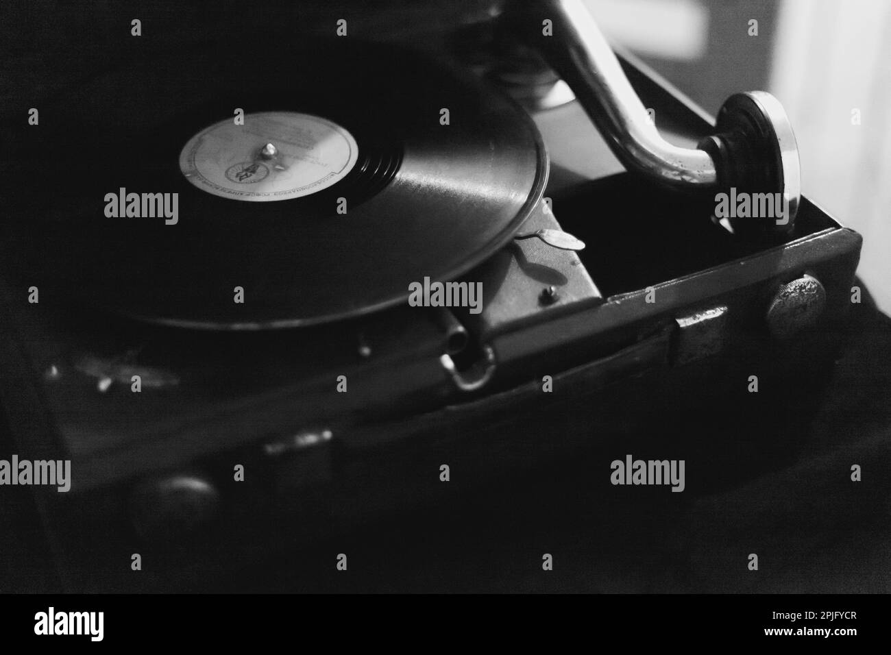 Chrome discs hi-res stock photography and images - Alamy