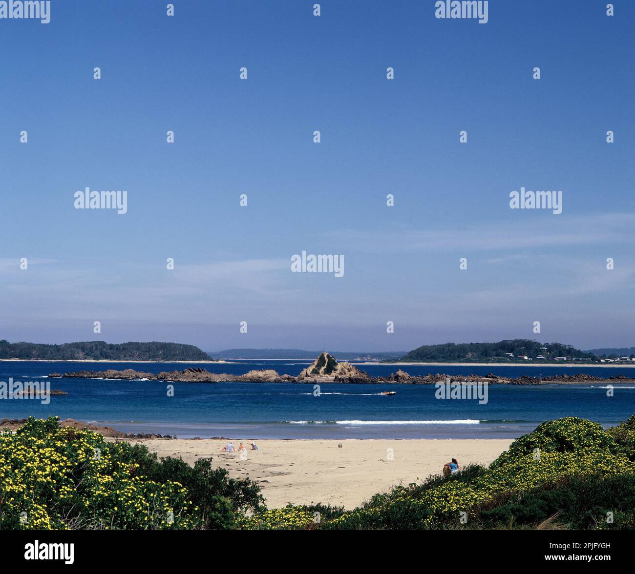 Tomakin beach hi-res stock photography and images - Alamy