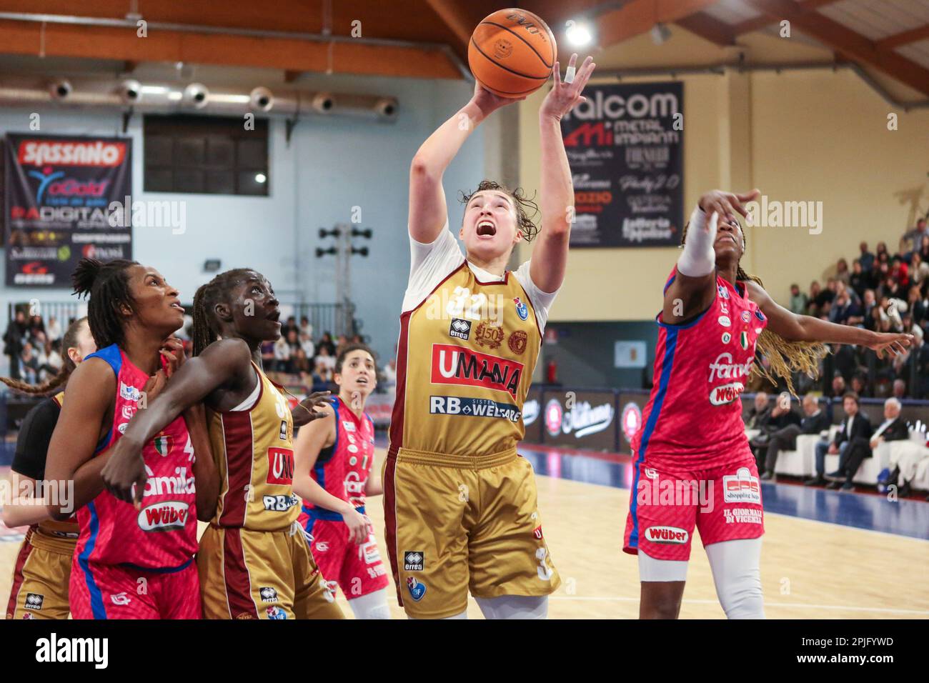 Jessica lynn hi-res stock photography and images - Alamy