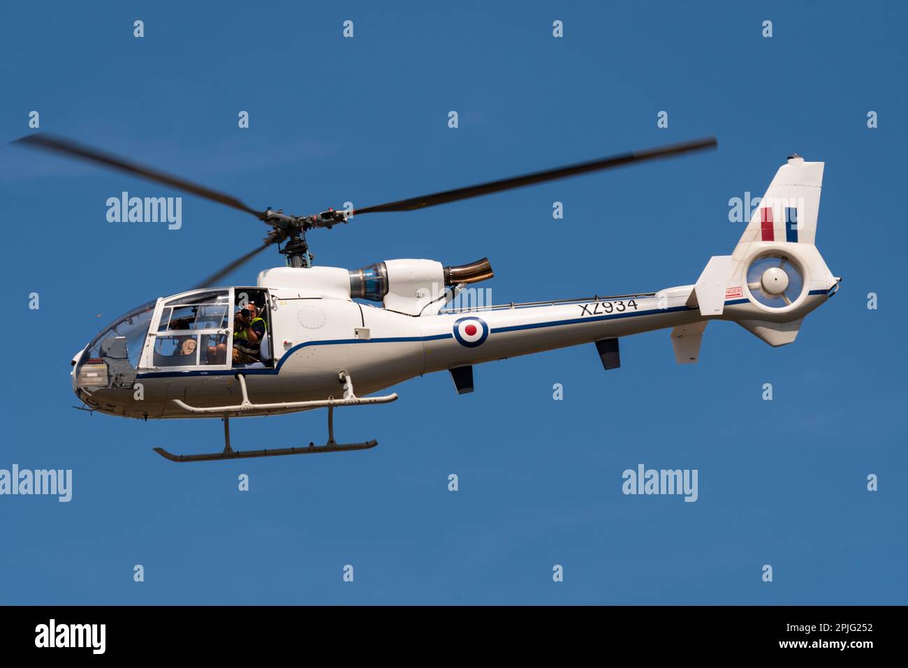 Aerospatiale SA-341D Gazelle HT3 XZ934 in RAF colours. Civil ownership ...