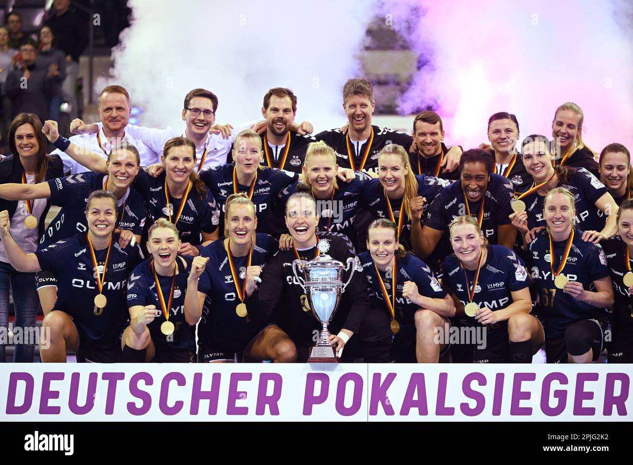 Stuttgart, Germany. 02nd Apr, 2023. Handball, Women: DHB Cup, SG BBM ...