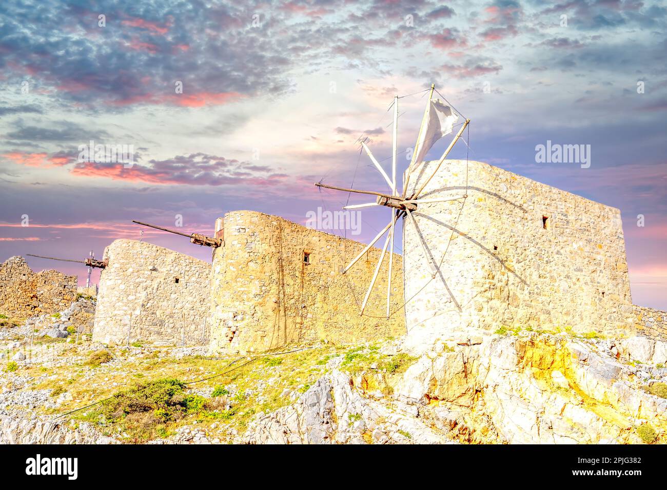 Windmill, Lassithi Ebene, Crete, Greece Stock Photo - Alamy