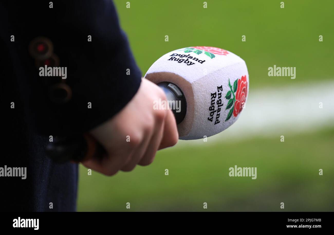 England rugby microphone hi-res stock photography and images - Alamy