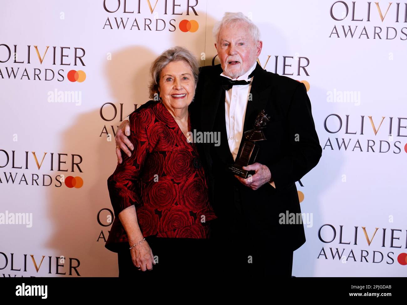 Anne reid derek jacobi hi-res stock photography and images - Alamy