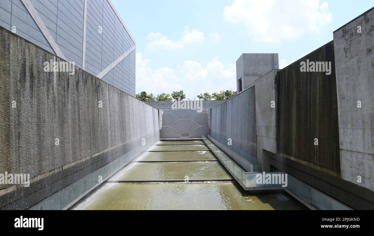 Osaka Prefectural Sayamaike Museum by Tadao Ando: Water and ...