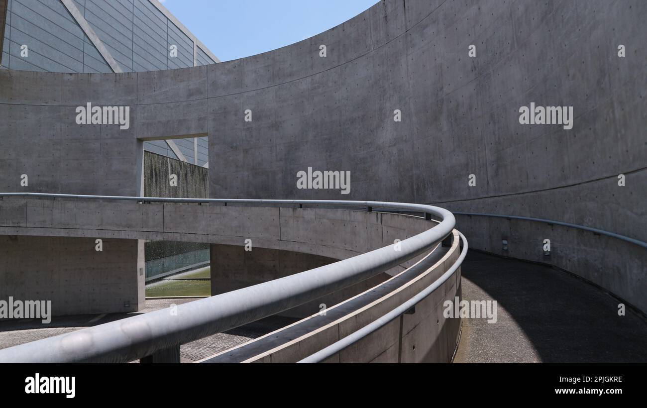 Osaka Prefectural Sayamaike Museum by Tadao Ando: Water and Architecture Stock Photo - Alamy