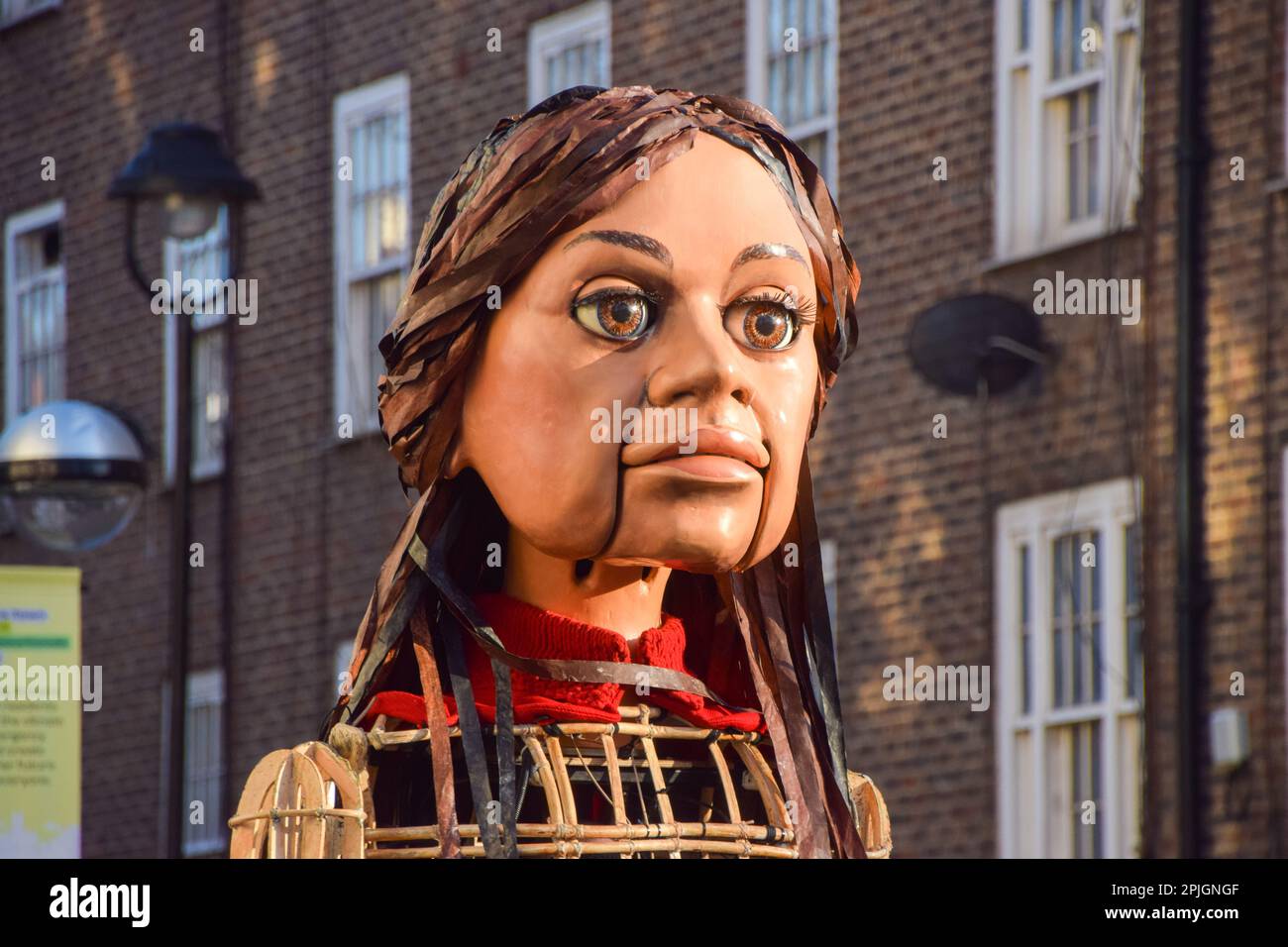 10 metre tall puppet hi-res stock photography and images - Alamy