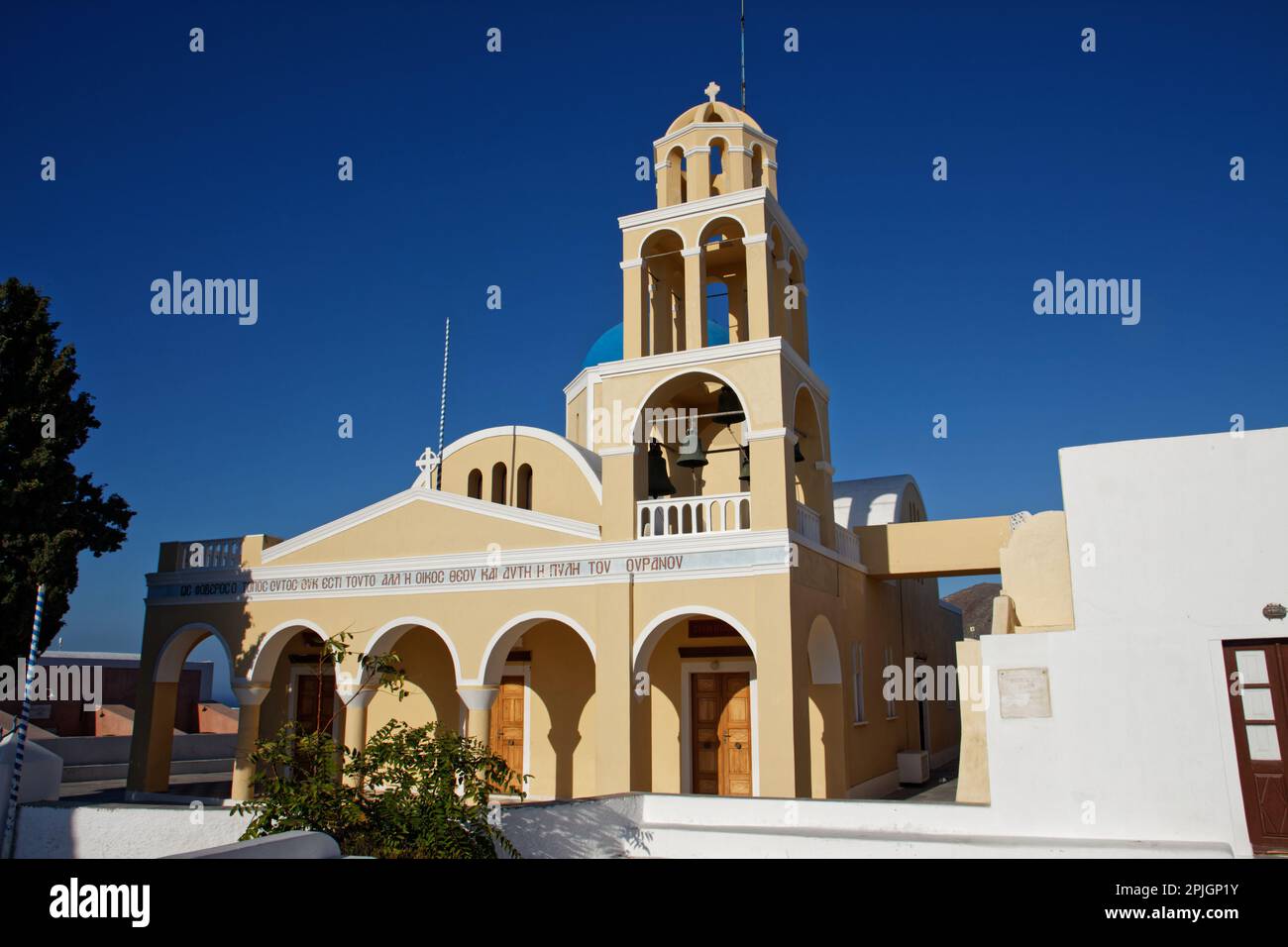 Saint georgios oia holy orthodox church hi-res stock photography and ...