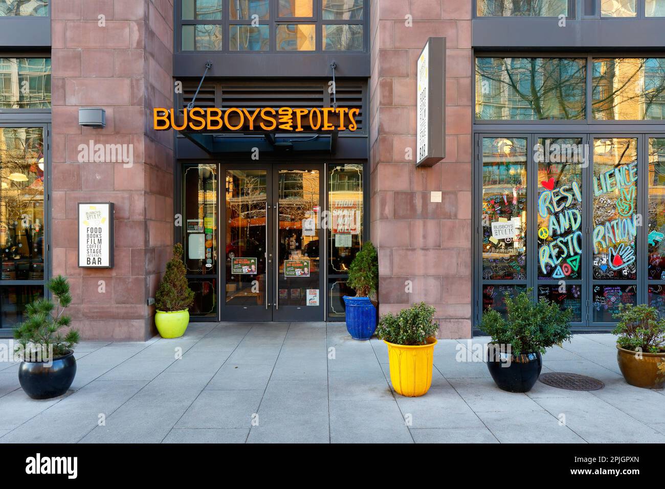 Mt vernon sq hi-res stock photography and images - Alamy