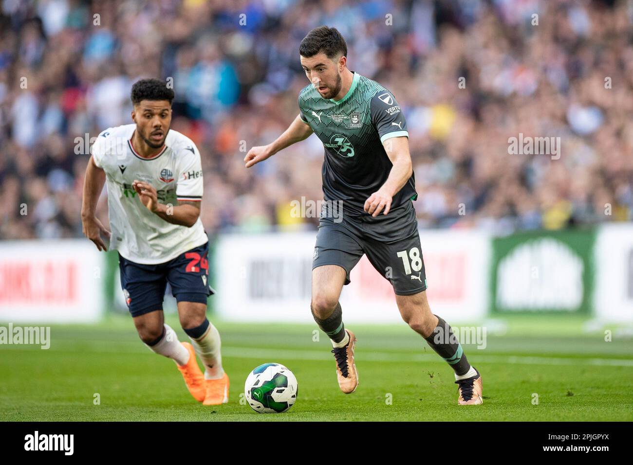 Finn azaz papa johns hi-res stock photography and images - Alamy