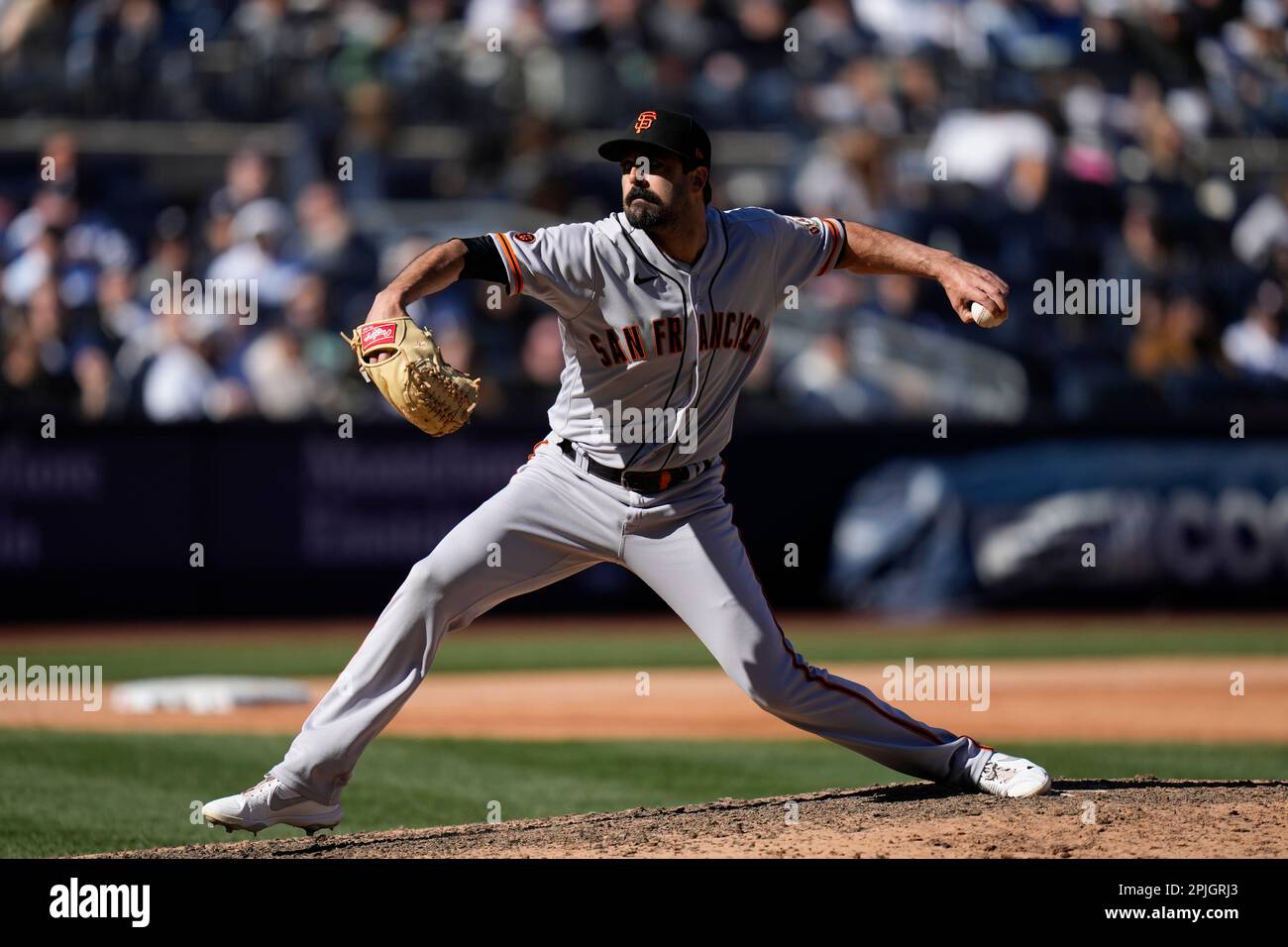 San Francisco Giants relief pitcher Scott Alexander throws during the ...