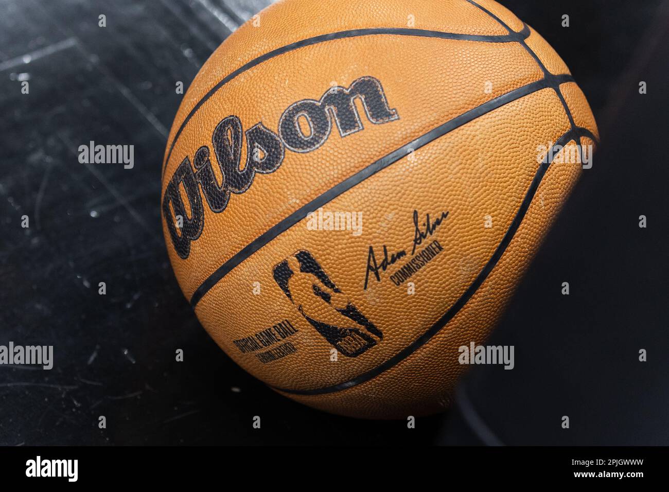 Nba game ball hi-res stock photography and images - Alamy