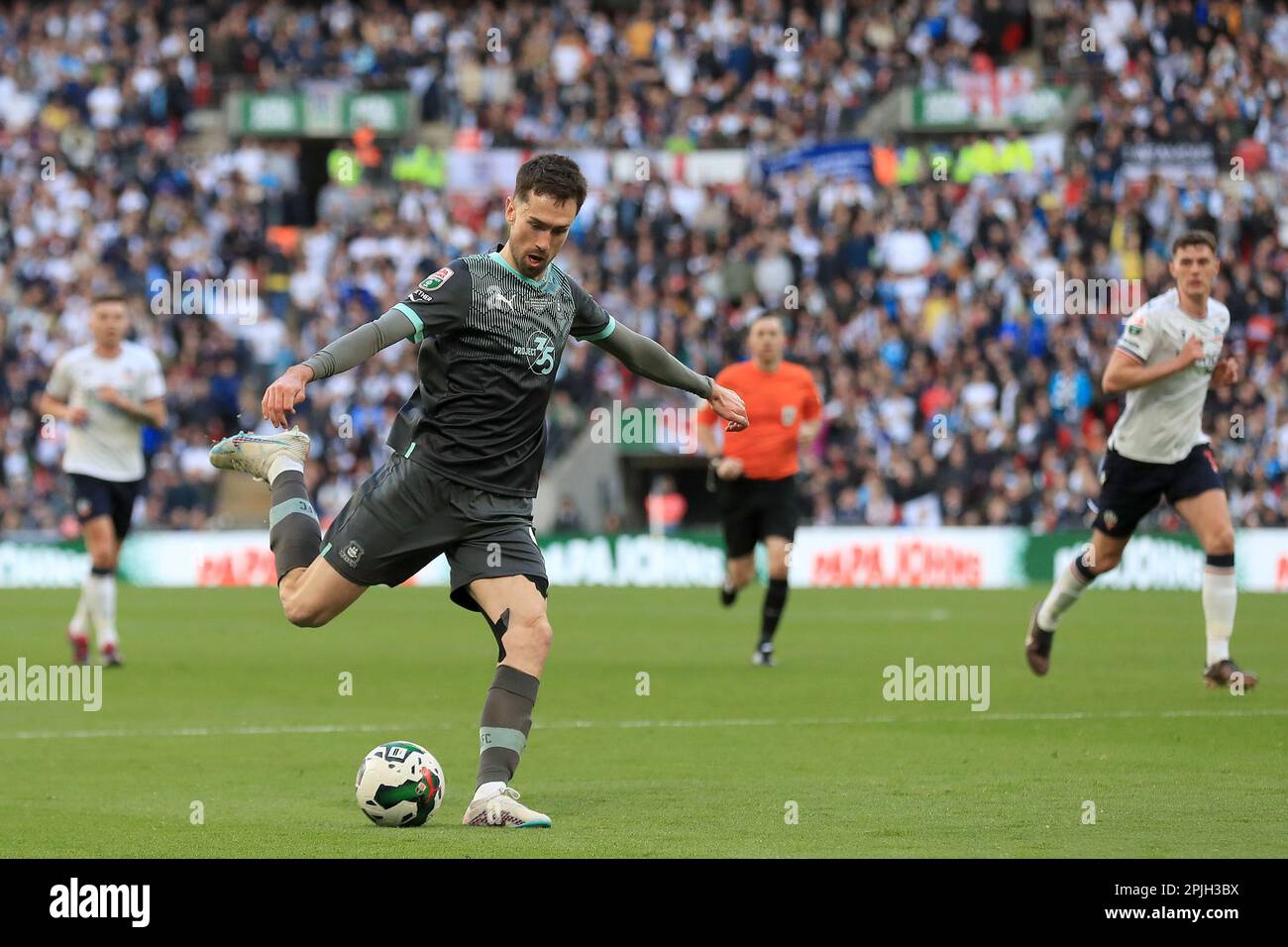 Ryan hardie goal hi-res stock photography and images - Alamy
