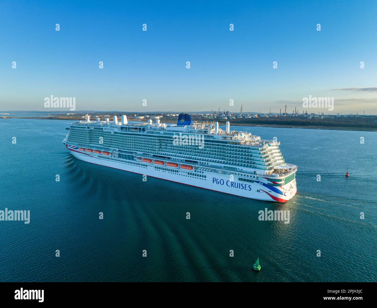 Arvia cruise ship hi-res stock photography and images - Alamy