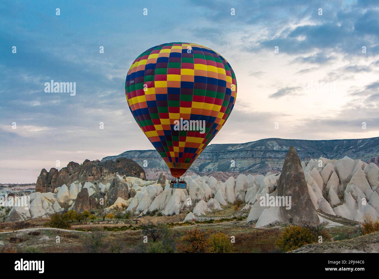 Hot air balloon, Cappdocia, Turkey Stock Photo - Alamy