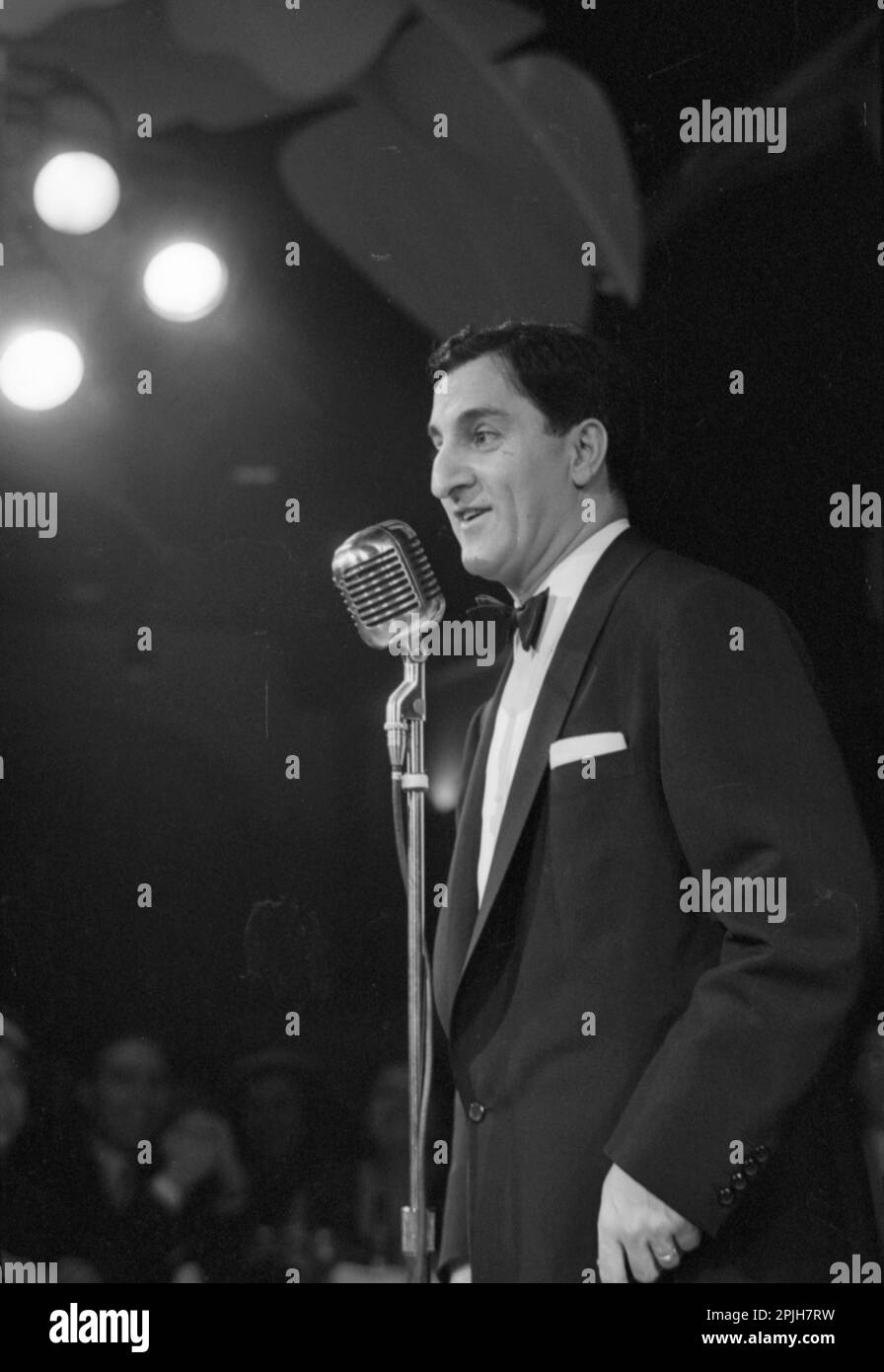 Danny Thomas, 1953 Stock Photo - Alamy