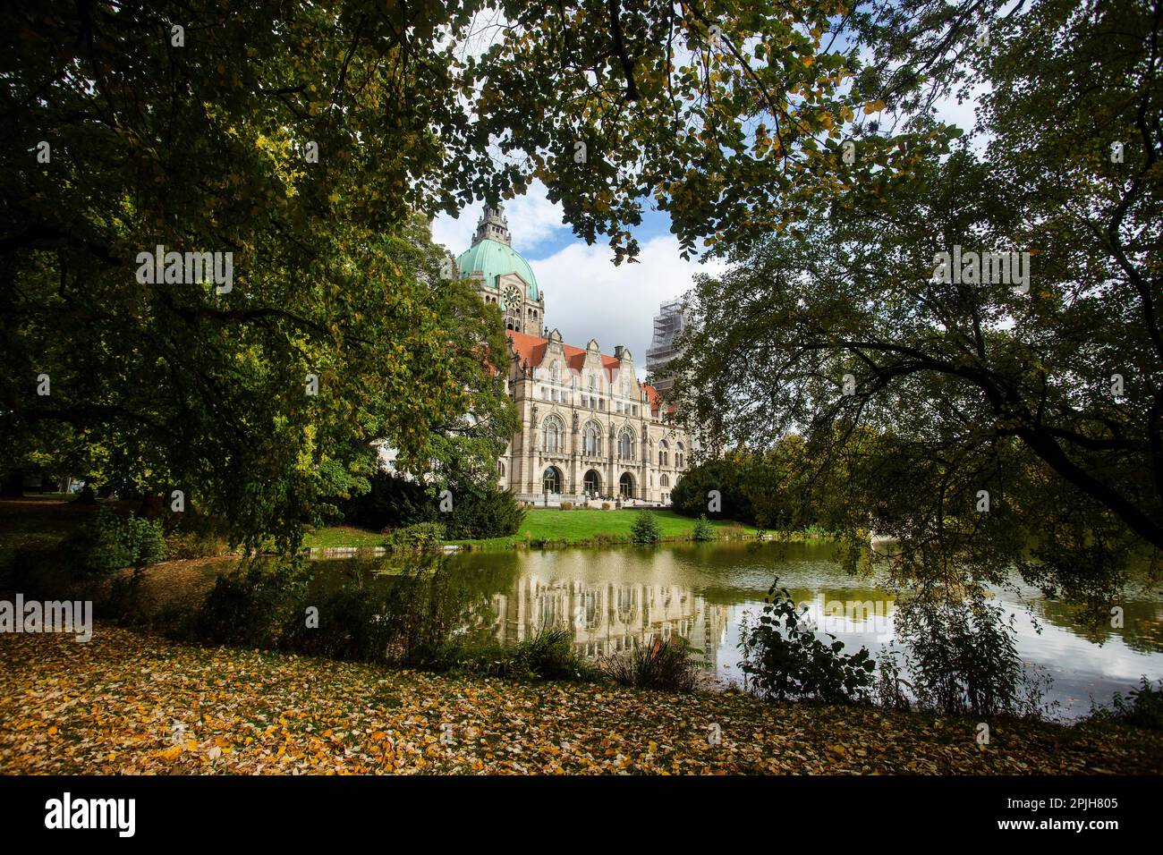 Hannover, Germany - October 14, 2022. The castle-like Neues Rathaus ...