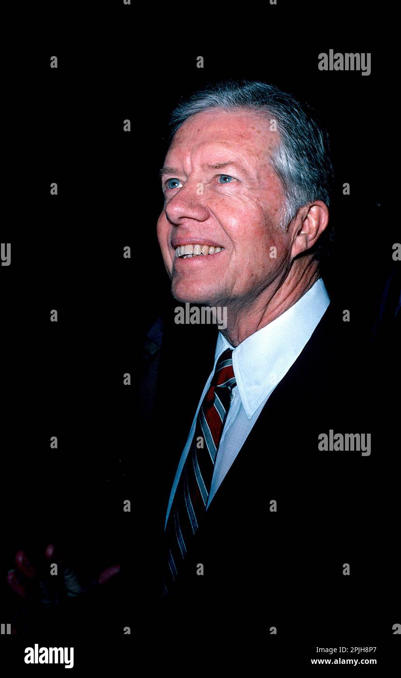 Presidential candidate Jimmy Carter on the eve of his 1976 Iowa primary ...