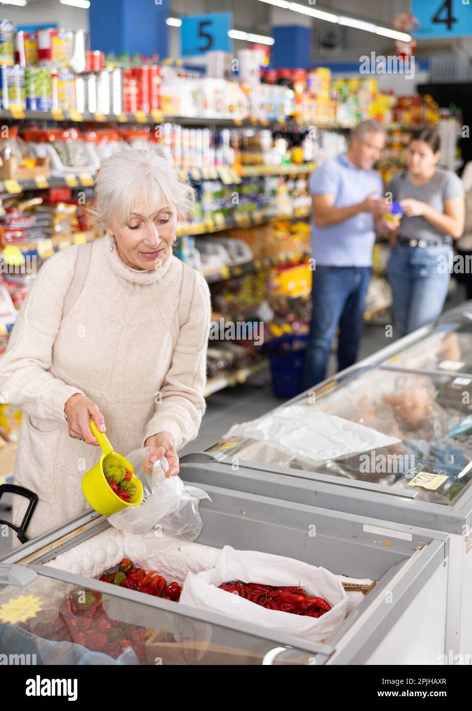 Shopkeeper From Frozen