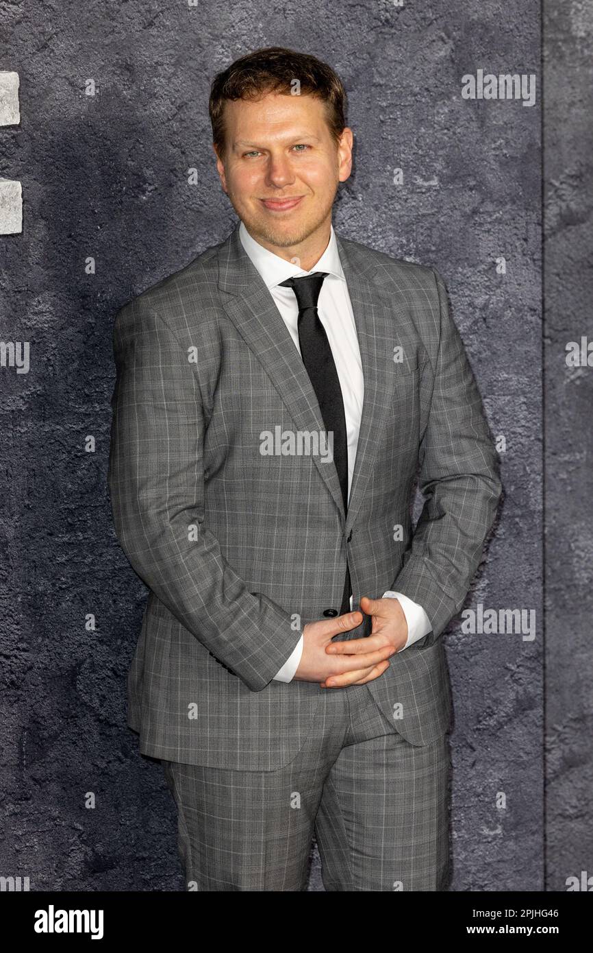 Red Carpet arrivals for Luther: The Fallen Sun Global Premiere at BFI ...