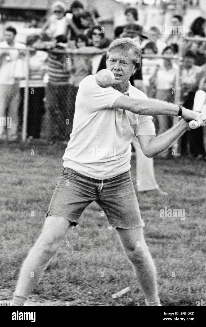 President Jimmy Carter, VP Walter Mondale and teams play softball in ...