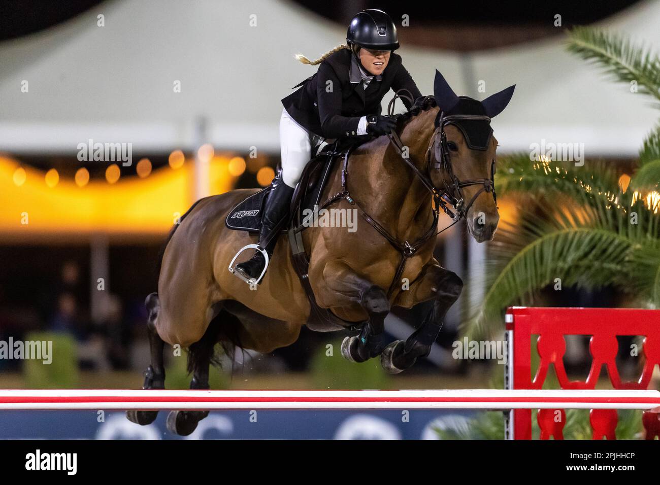 Jacqueline Steffens-Daley from Canada competes at a Major League Show ...