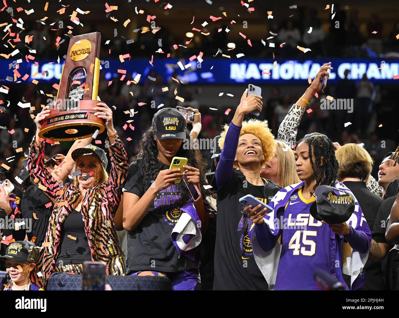 Dallas, United States. 02nd Apr, 2023. The LSU Tigers celebrate their ...