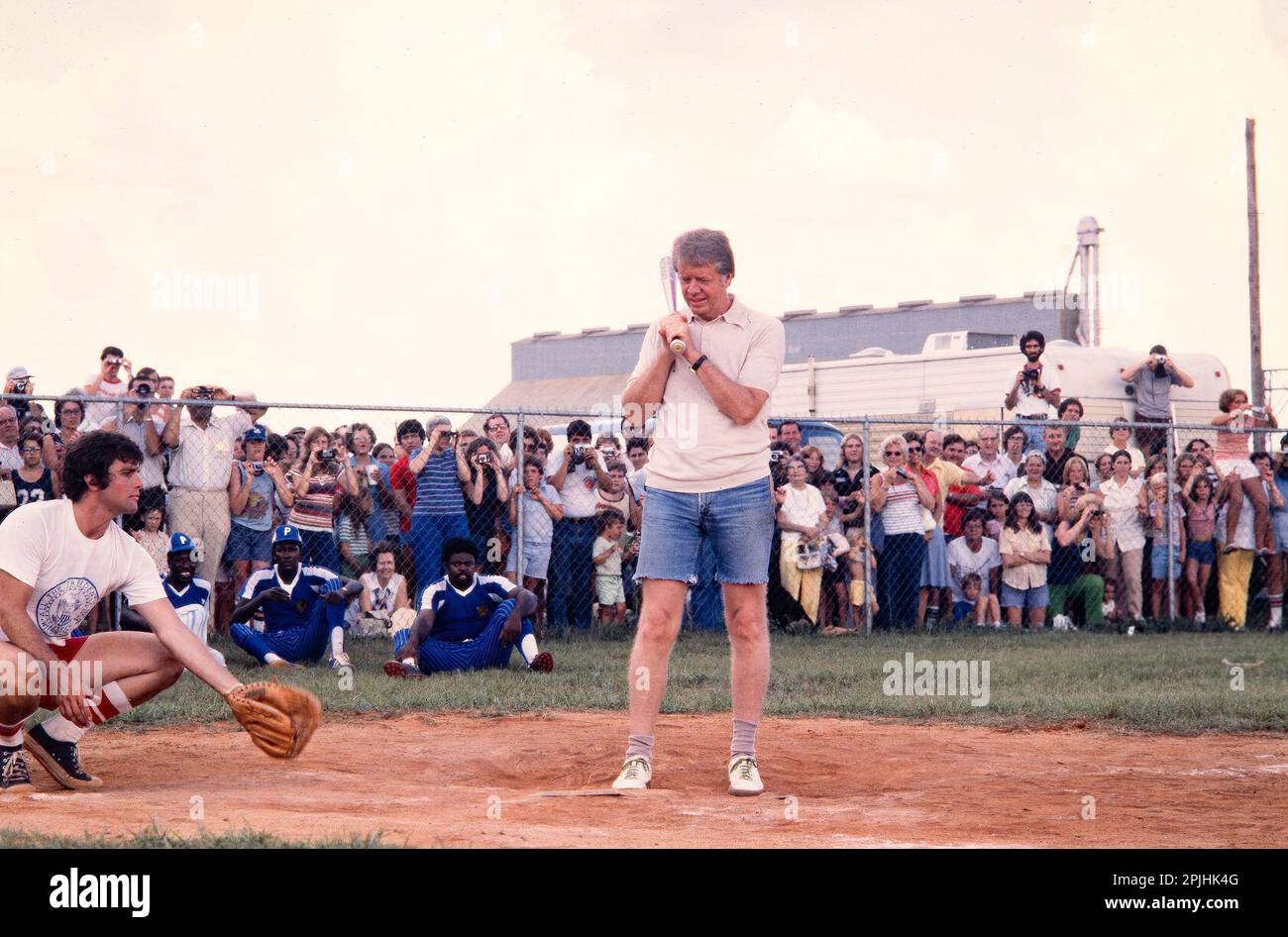 President Jimmy Carter, VP Walter Mondale and teams play softball in ...