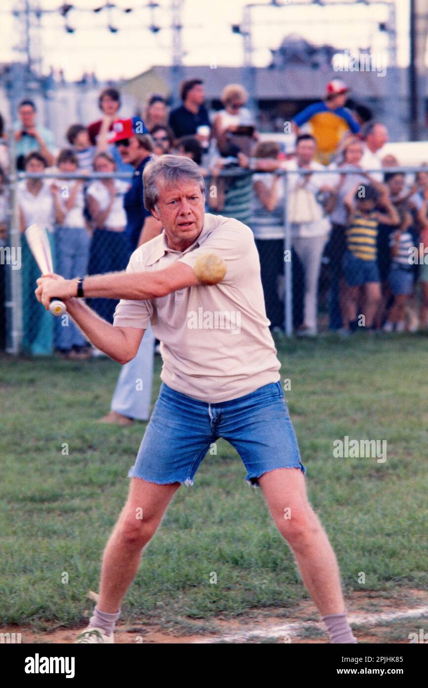 President Jimmy Carter, VP Walter Mondale and teams play softball in ...