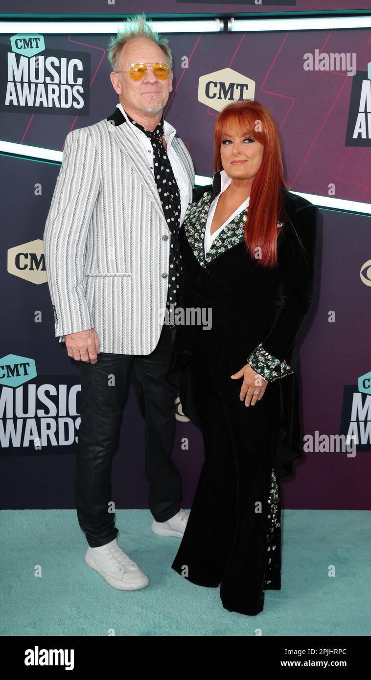 Cactus Moser and Wynonna Judd arriving at the 2023 CMT Music Awards ...