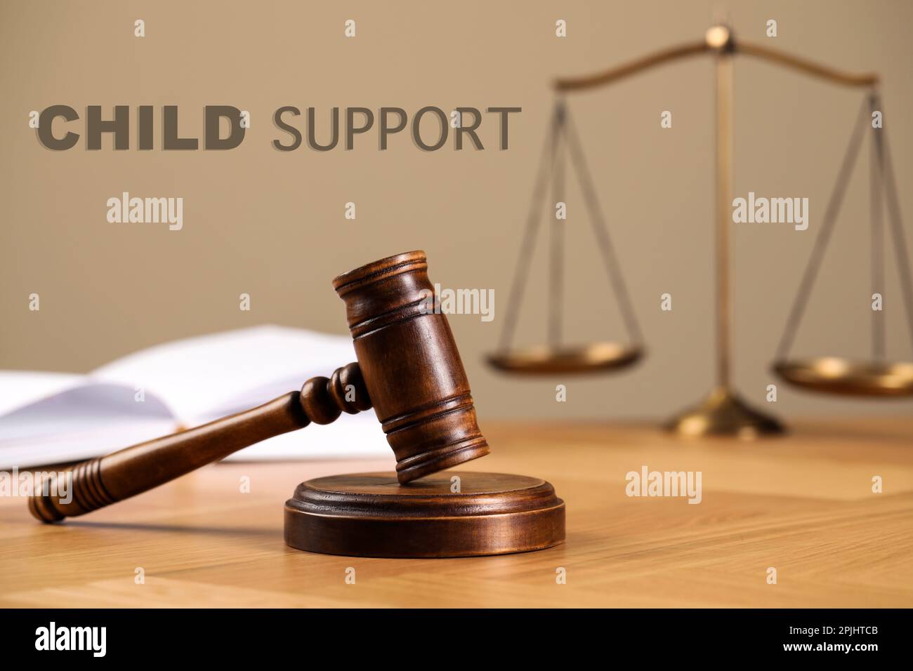 Child scales of justice hi-res stock photography and images - Alamy