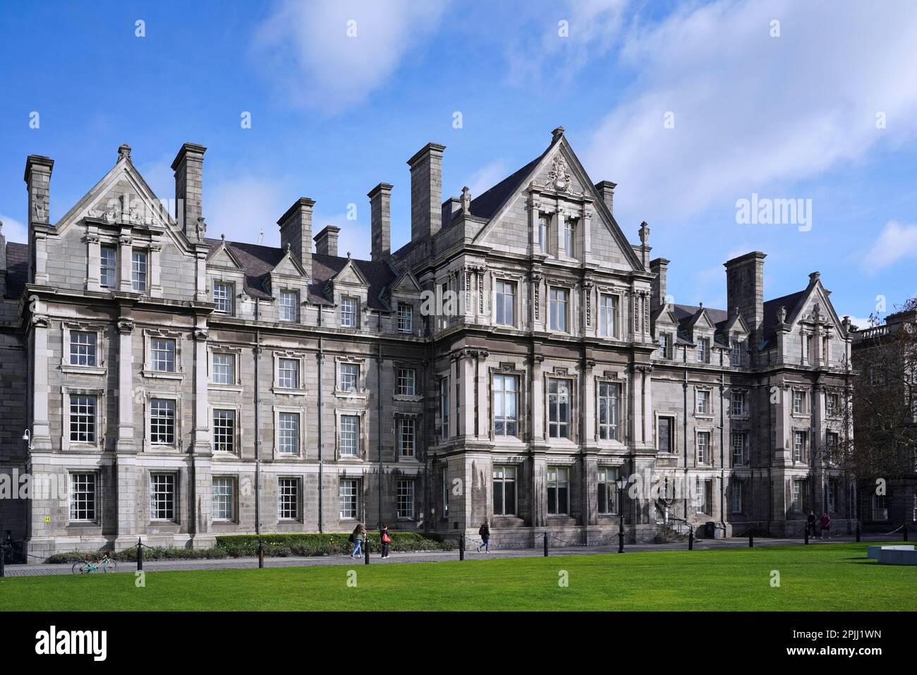 Trinity College, University of Dublin, view of the old central campus ...
