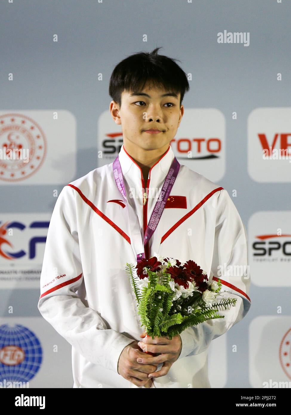 Antalya, T¨¹rkiye. 2nd Apr, 2023. Silver medalist He Xiang of China ...